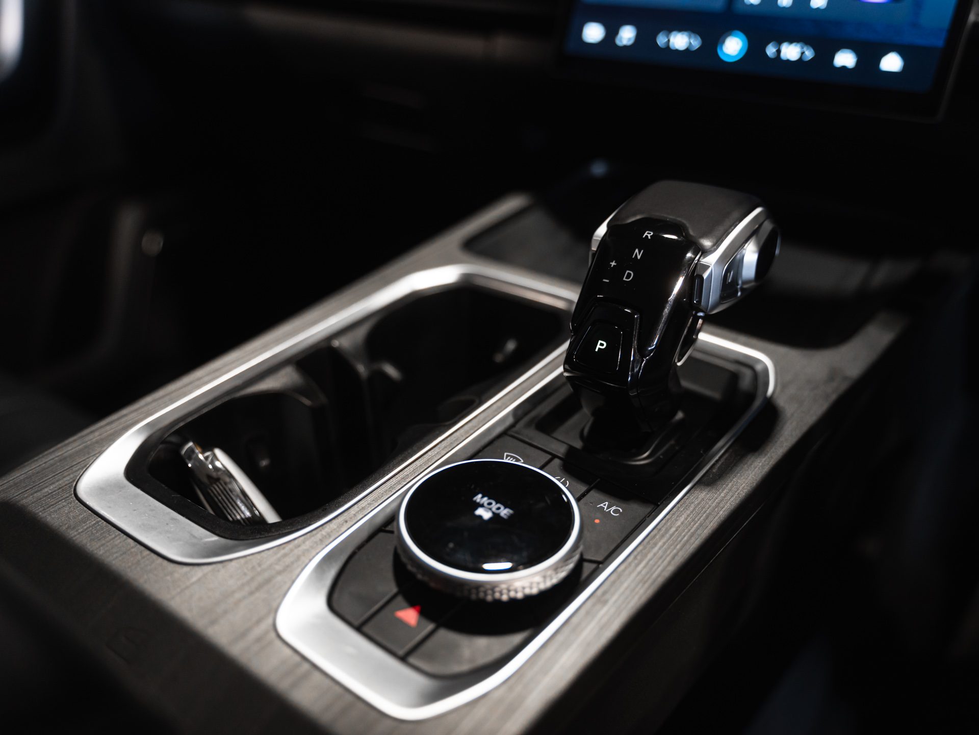 Jaecoo J7 1.6T Vortex – Pharoah Group